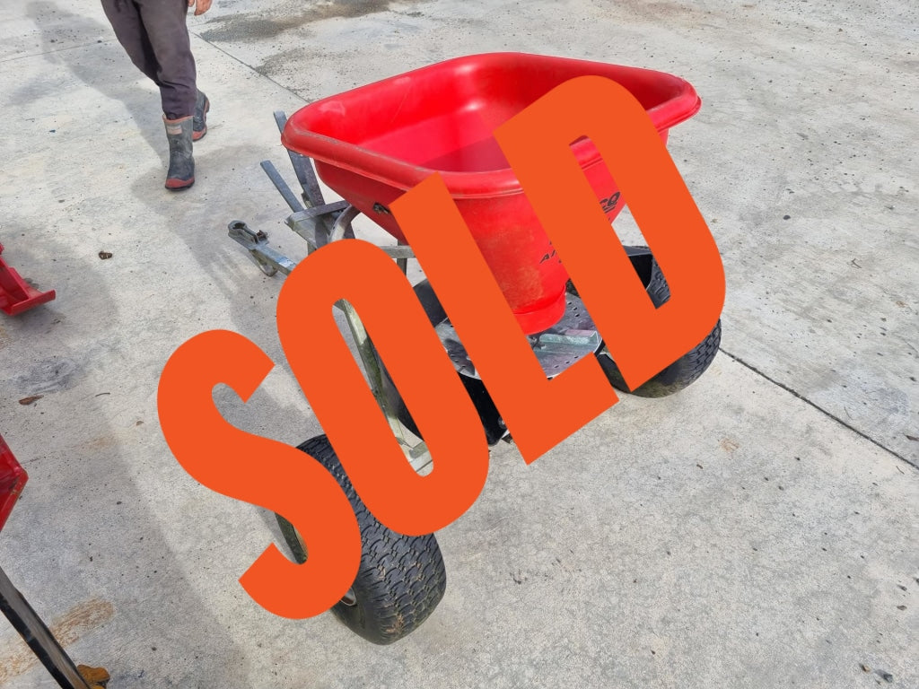 Used 70L Walco Spreader – FarmShop